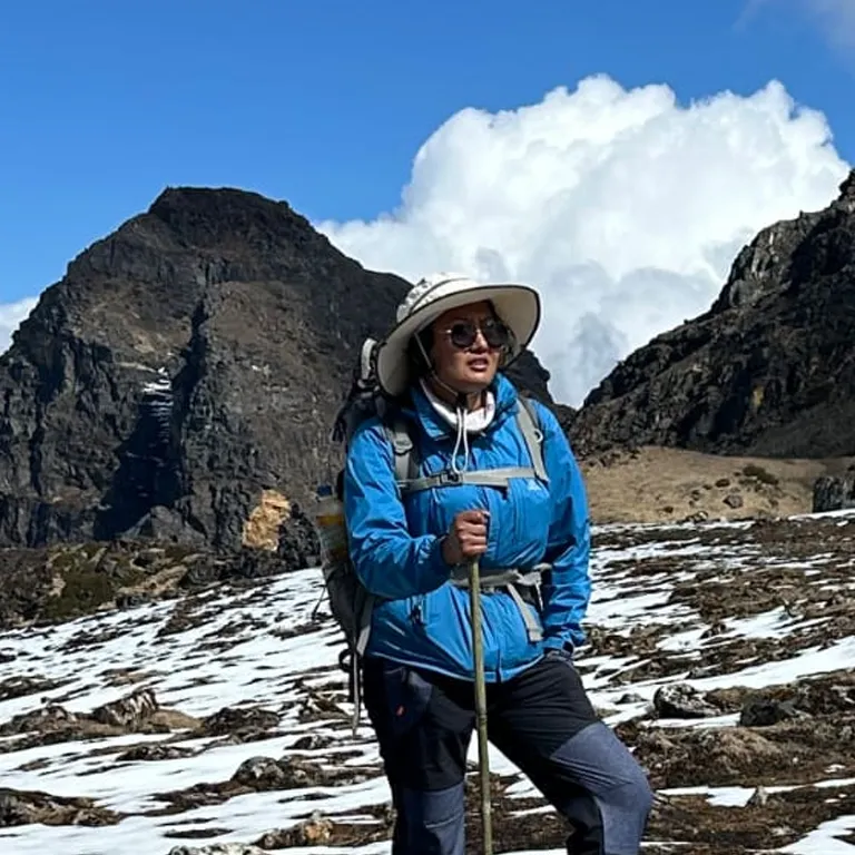Female Trekking Guide in Nepal - Expert Guide for Memorable Treks
